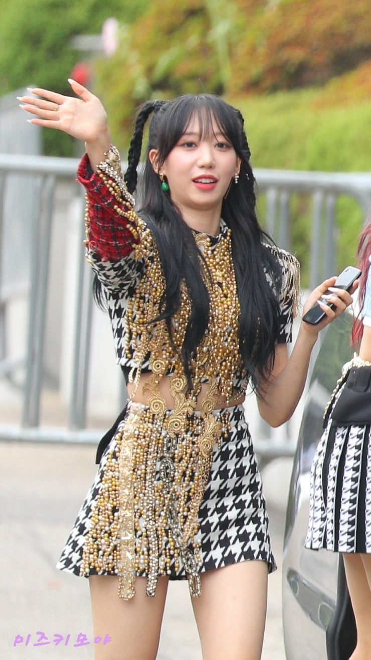 Picture of Ji Yeongju