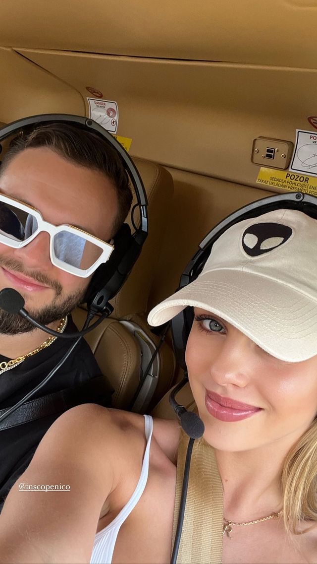 Picture of Alexa Breit