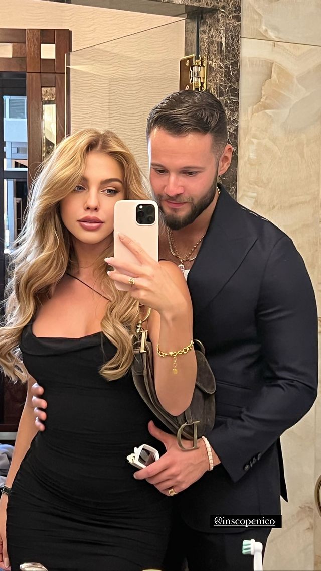 Picture of Alexa Breit