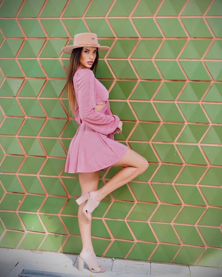 Image of Sabrina Calvo