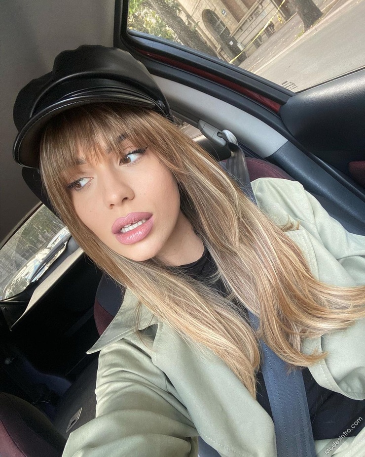 Picture of Alice Stroescu