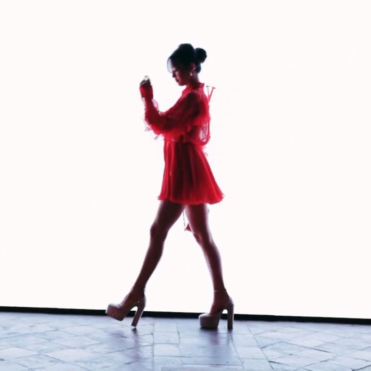 Lily Chee image