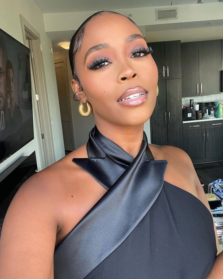 Picture of Nafessa Williams