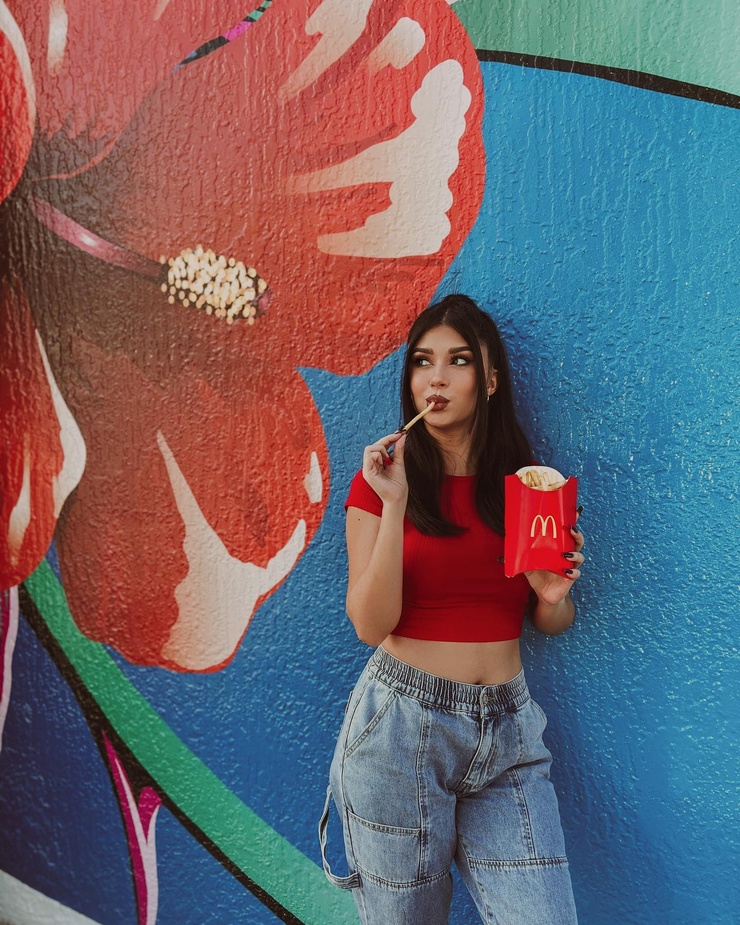 Image of Elizabeth Elias