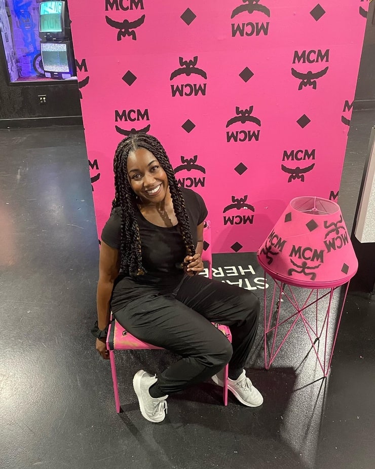 Ashley Winfrey picture