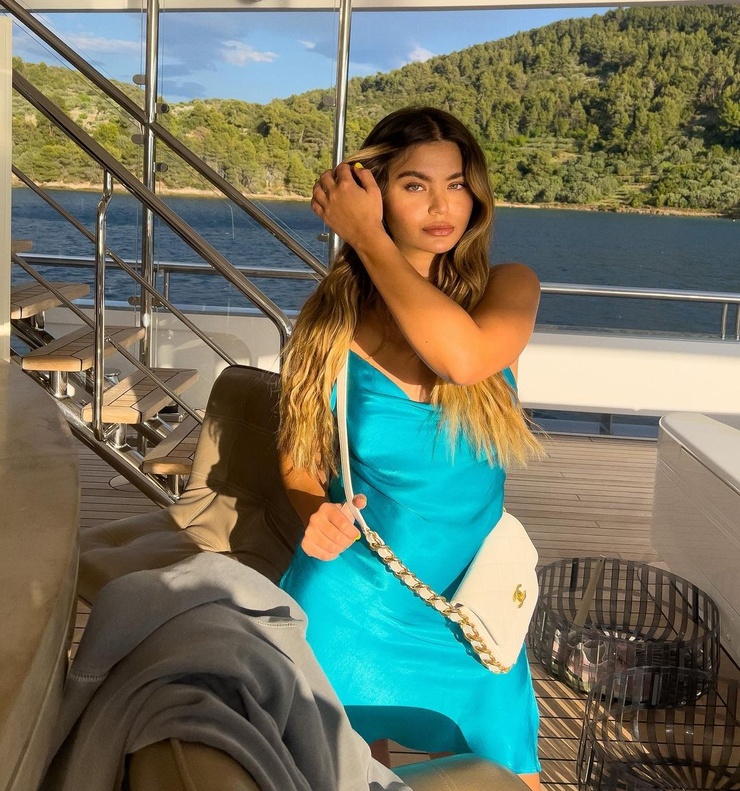 Picture of Sofia Jamora