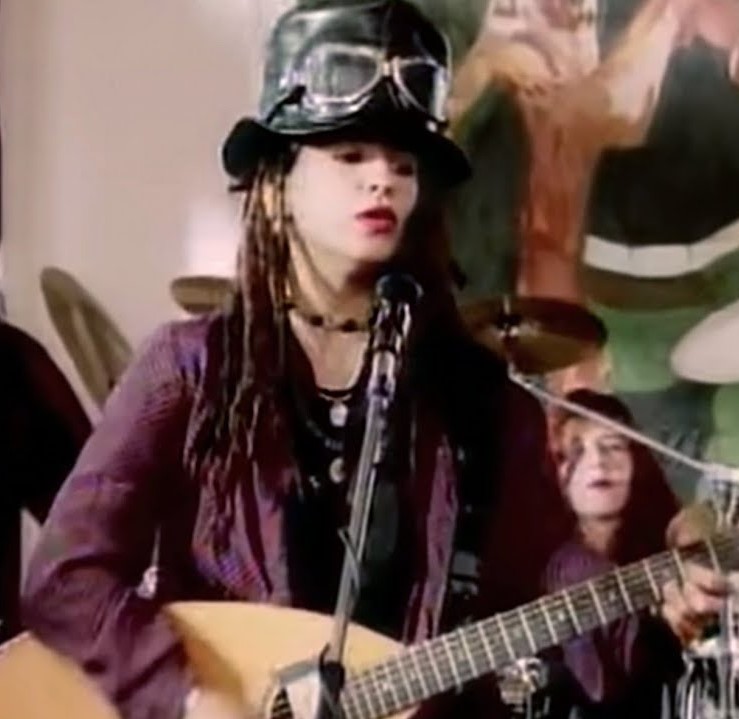 Linda Perry