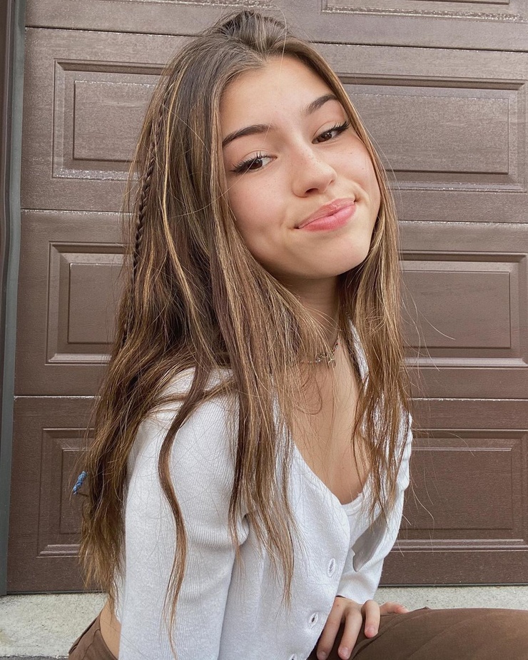 Picture of Ava Rose Beaune