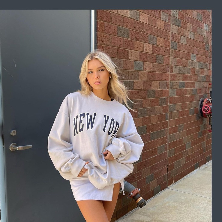 Picture of Caroline Gregory