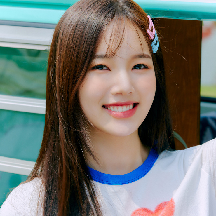 Picture of Soo-jin Lee