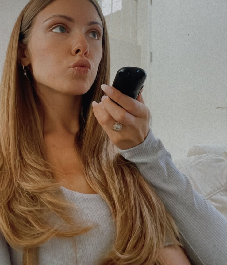 Picture of Carmella Rose