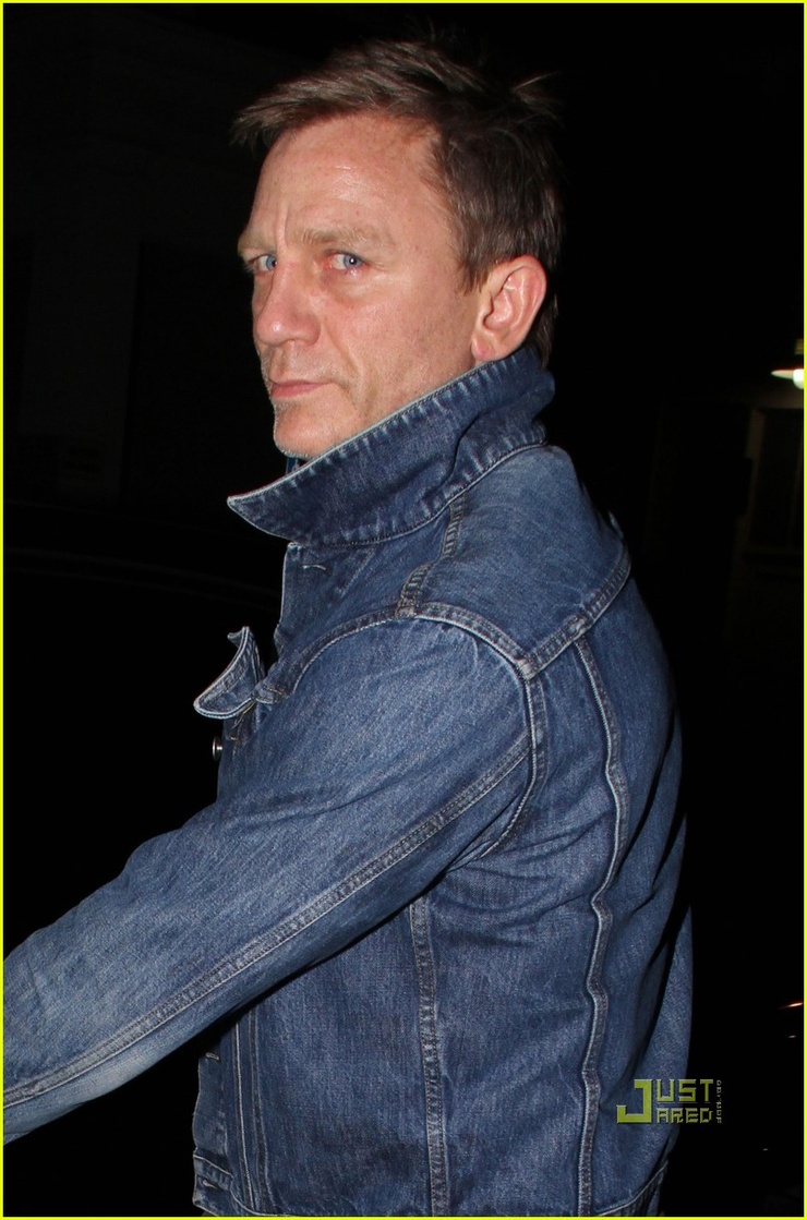 Picture of Daniel Craig