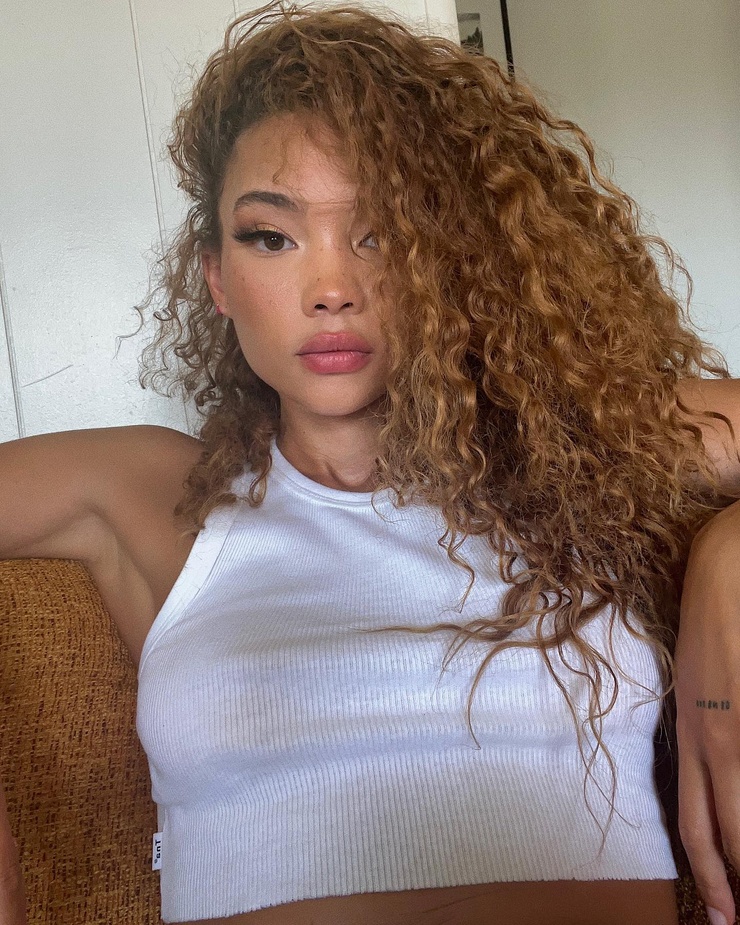 Picture of Ashley Moore (2)