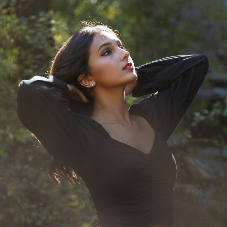 Arianna Rivas picture