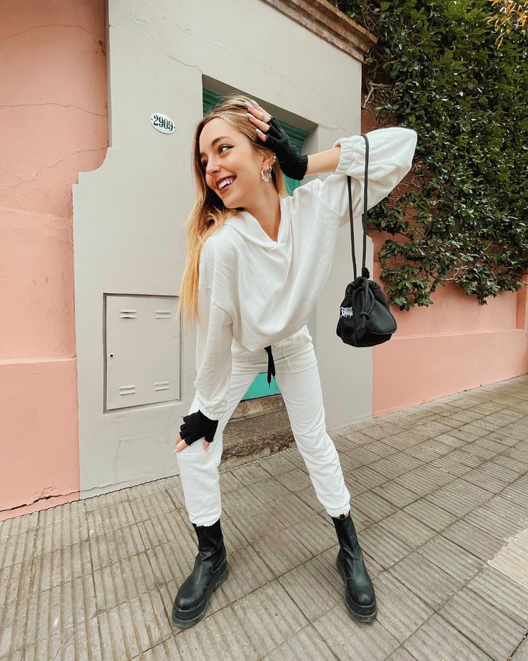 Picture of Ang Waters