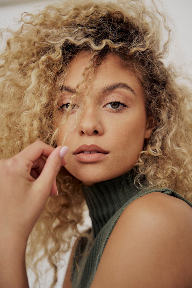 Picture of Chloe Belle I