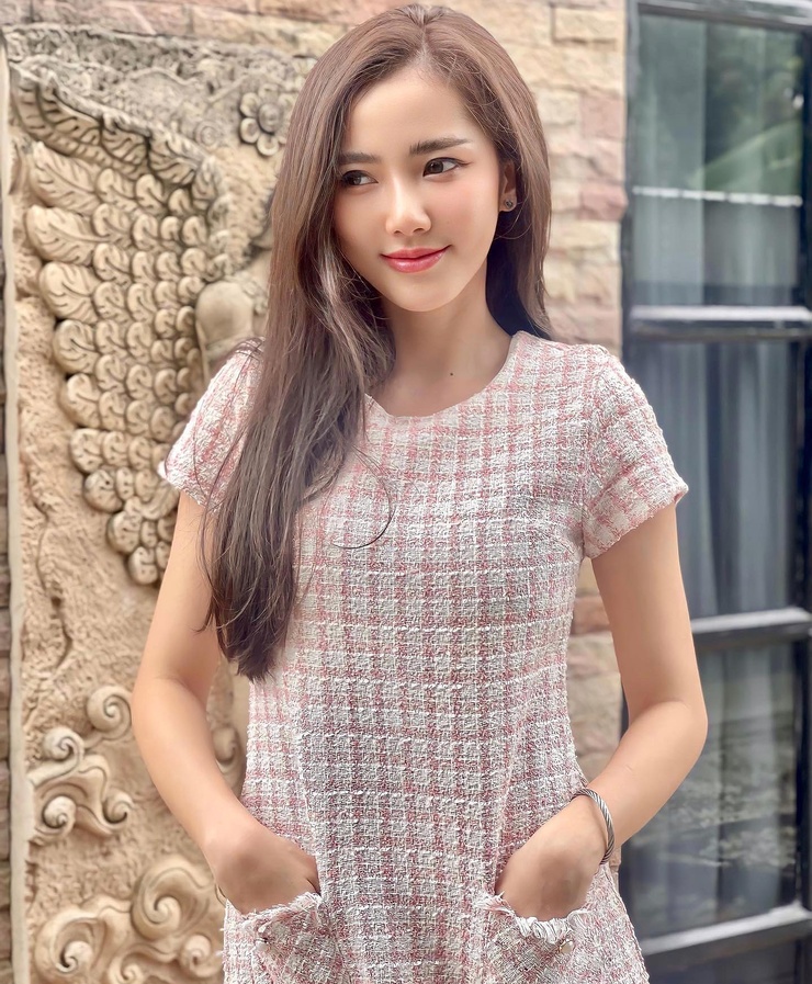 Fon Chonlada picture