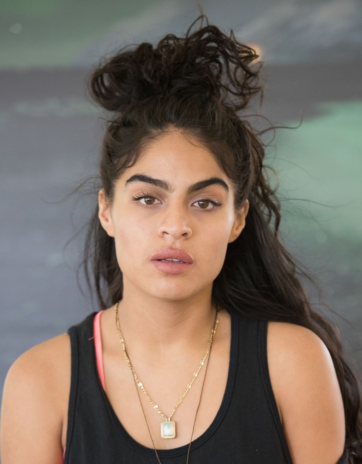 Jessie Reyez picture