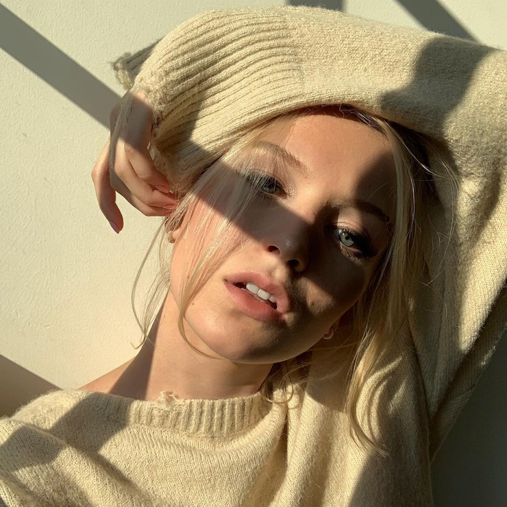 Picture of Madison Thompson