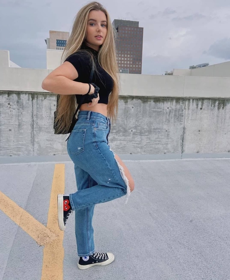 Picture of Ashley Morriss