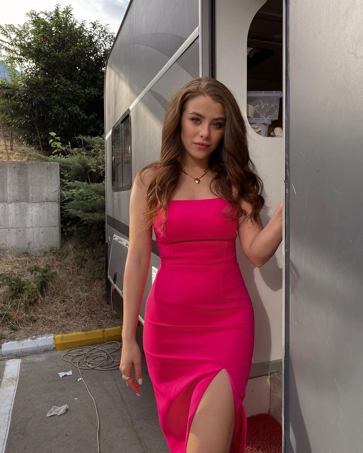 Picture of Ilayda Alisan