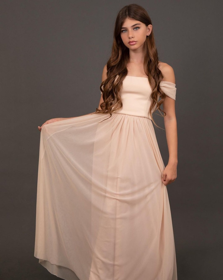 Picture of Topaz Zilberman