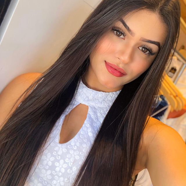 Picture of Luana Andrade