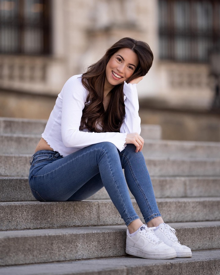 Image of Julia Forstner