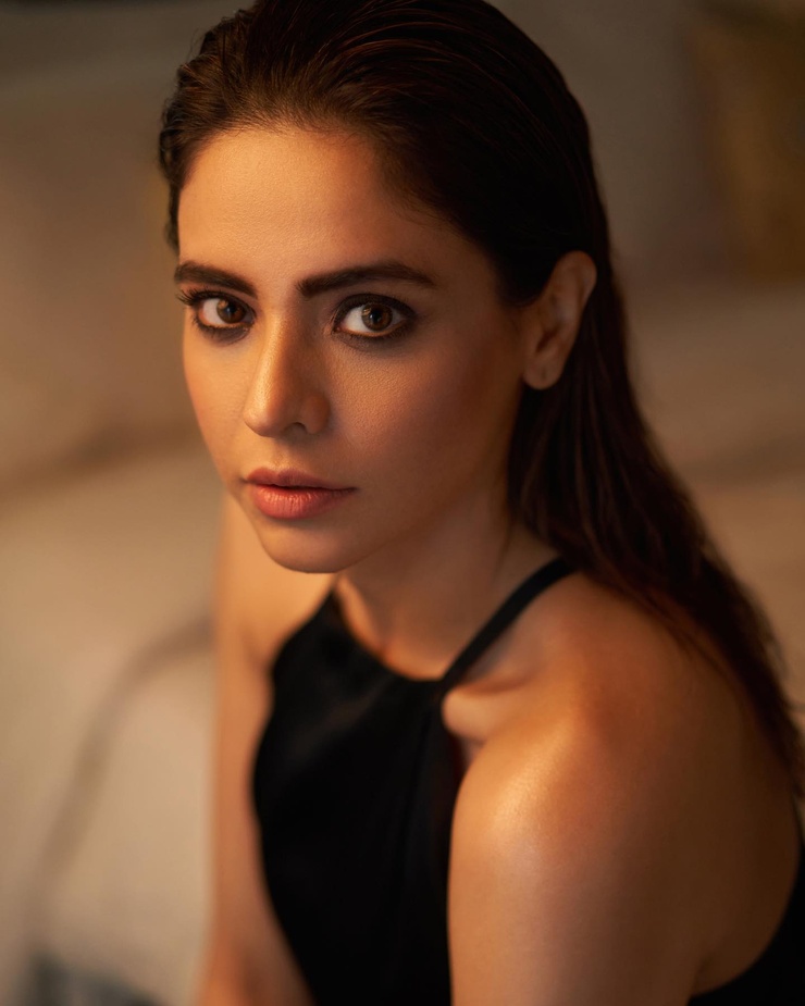 Picture of Aamna Shariff