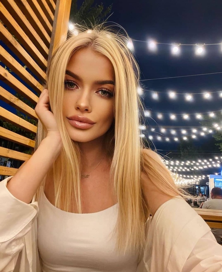 Picture of Alina Halko