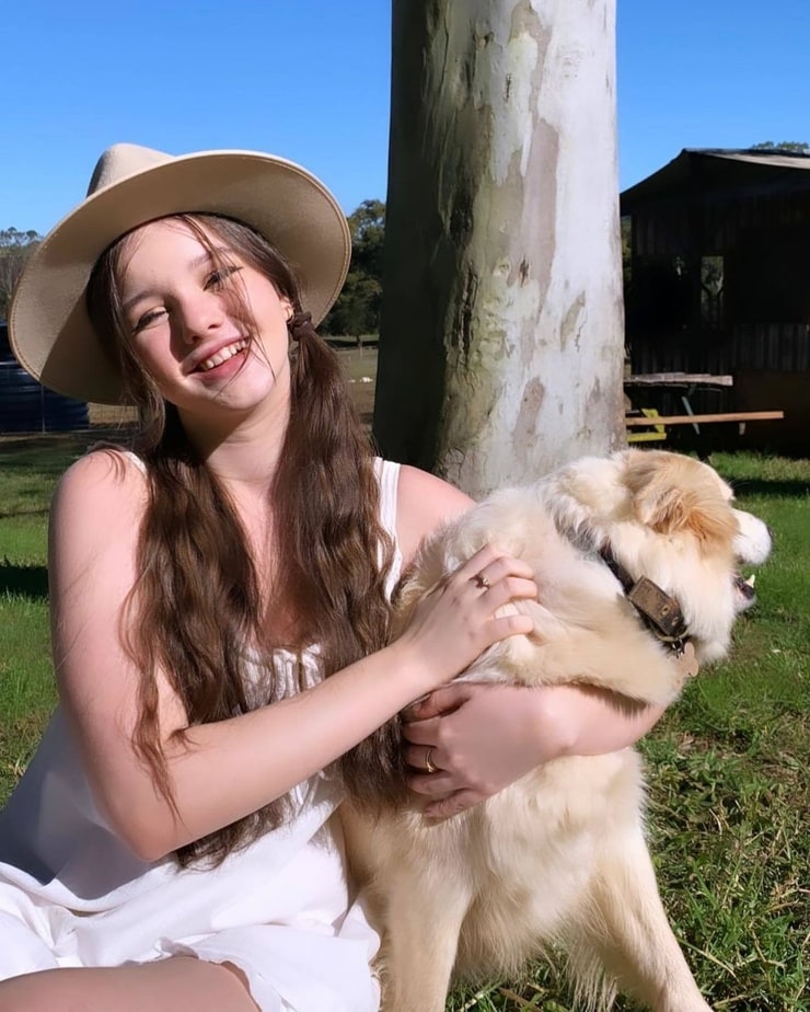 Picture of Isabella Ardley