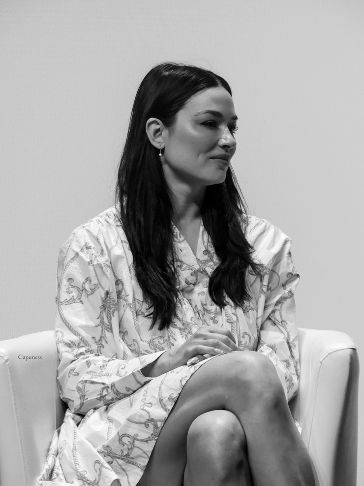 Picture of Crystal Reed