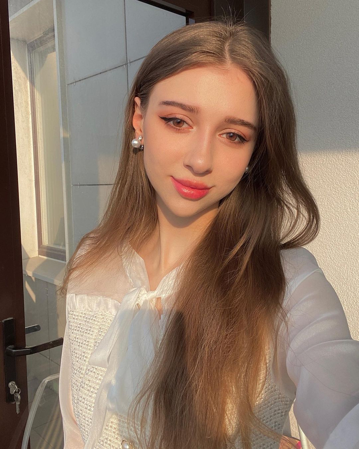 Dasha Yumifka picture