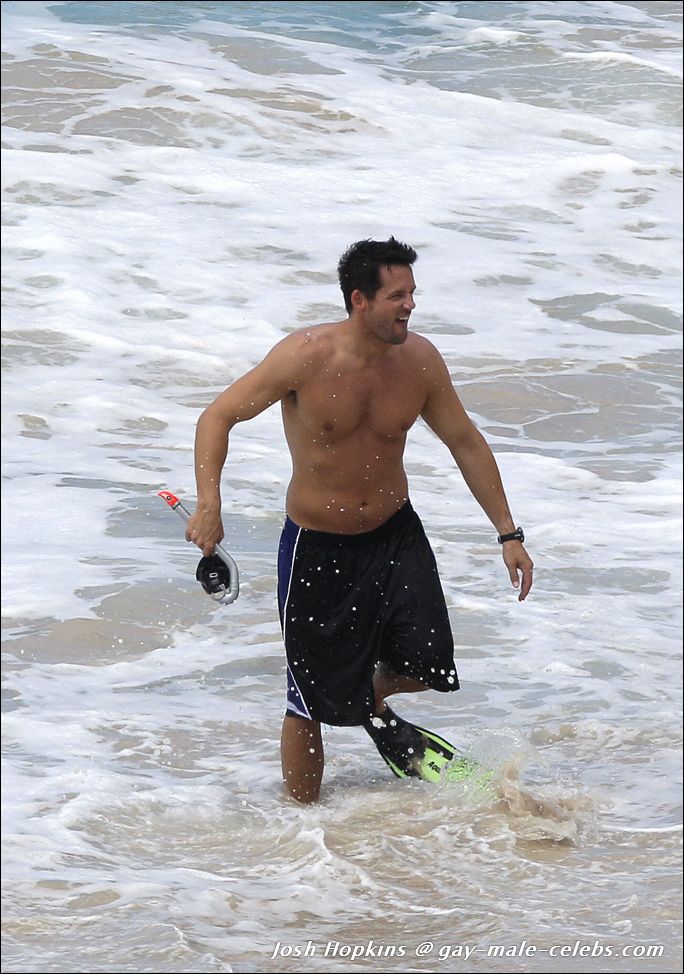 Josh Hopkins picture