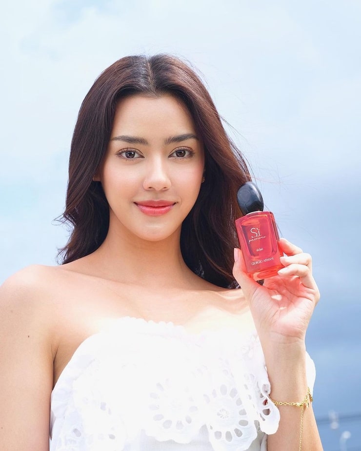 Picture of Amanda Obdam