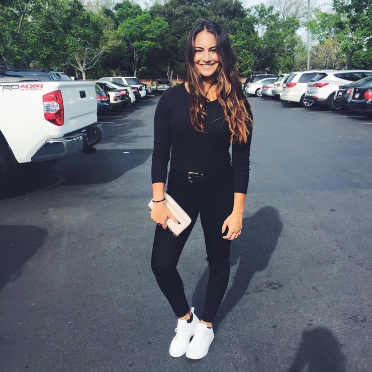 Picture of Melissa Deines.