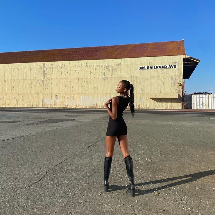 Picture of Taylor Casey