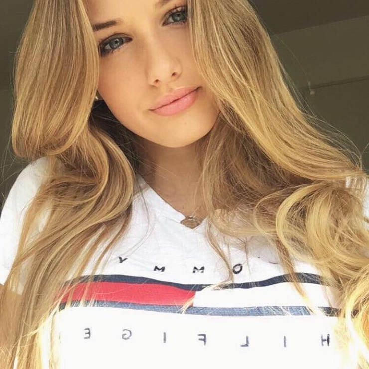 Picture of Anna Stock.