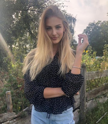 Picture of Anna Stock.