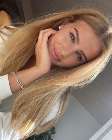 Picture of Anna Stock.