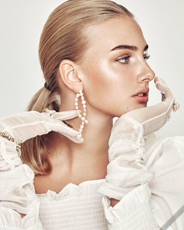 Picture of Anna Stock.