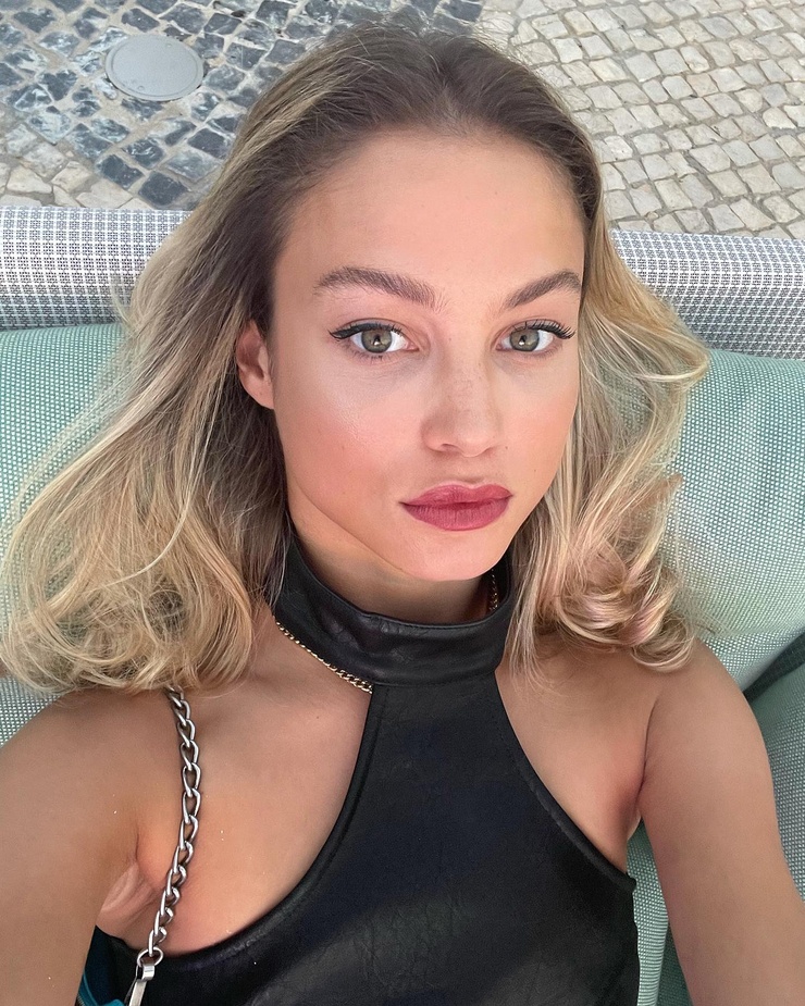 Picture of Stephanie Bertram Rose