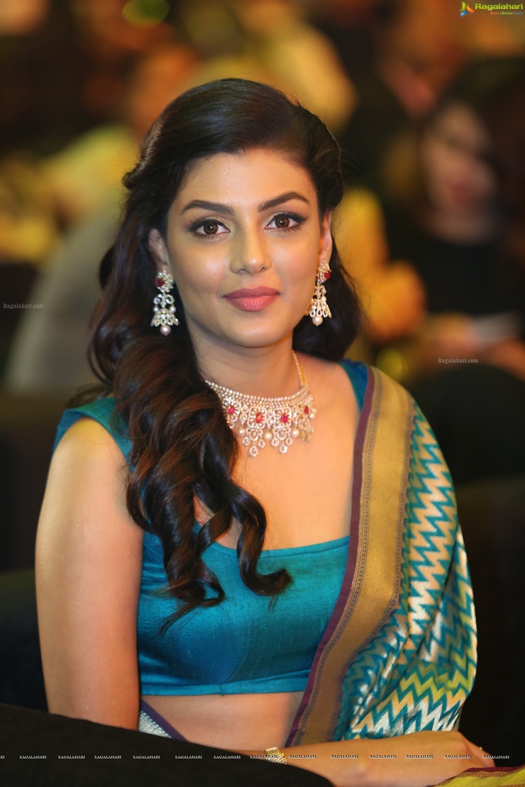 Picture of Anisha Ambrose