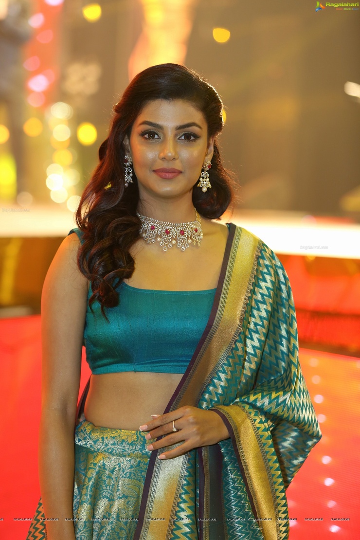 Picture of Anisha Ambrose