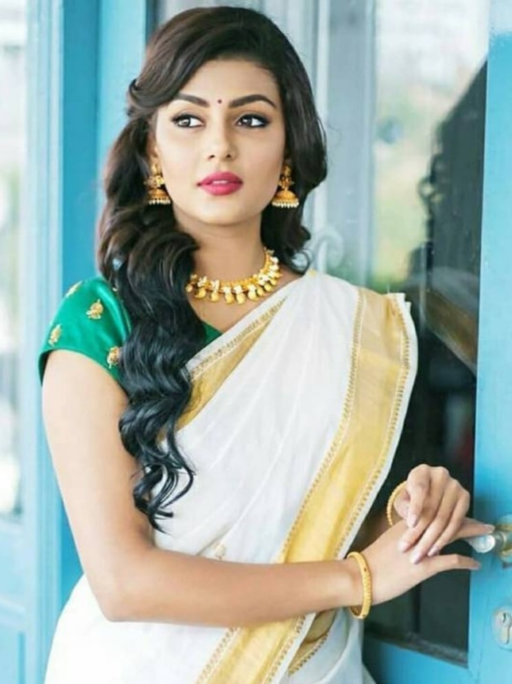 Picture of Anisha Ambrose