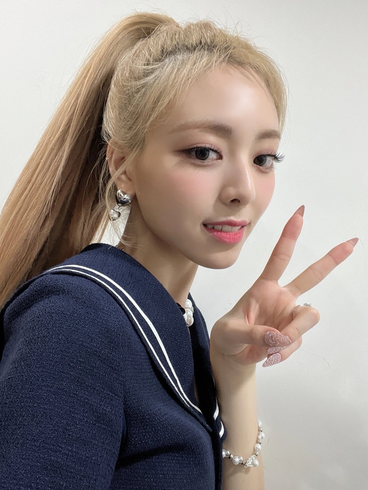 Picture of Shin Yuna