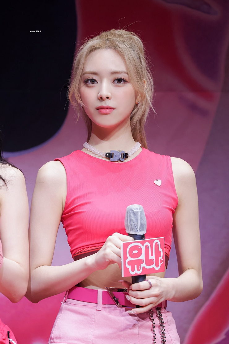 Picture of Shin Yuna