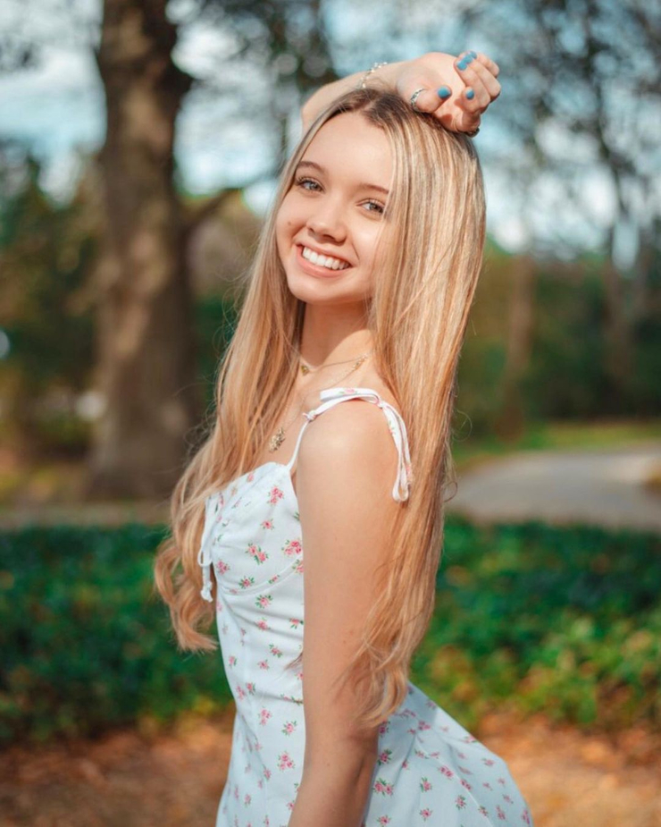 Mykaila Poole picture