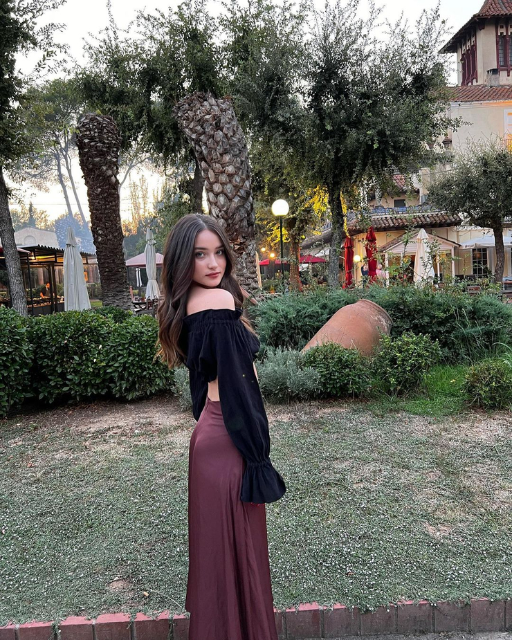 Picture of Elena Muntean