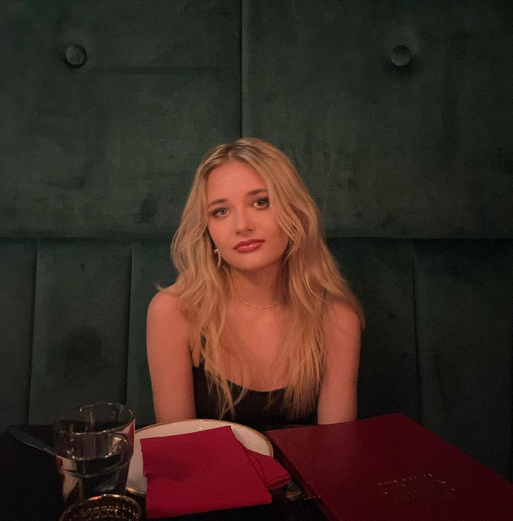 Reylynn Caster picture